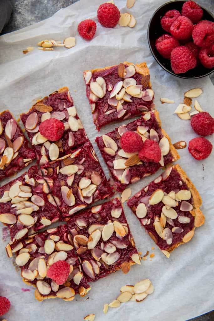 Low Carb Raspberry Pie Bars - KetoConnect